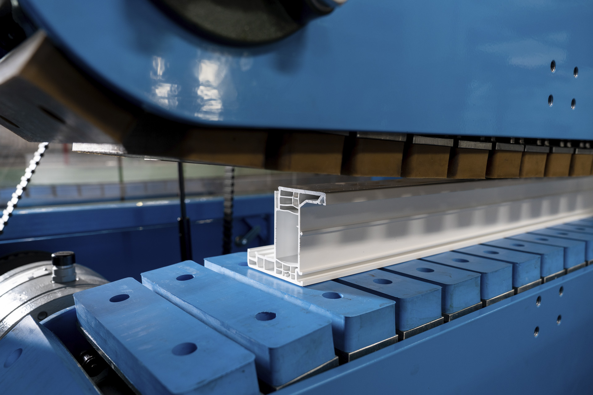 Extrusion Lines for Profiles | Production of profiles in PVC and other ...