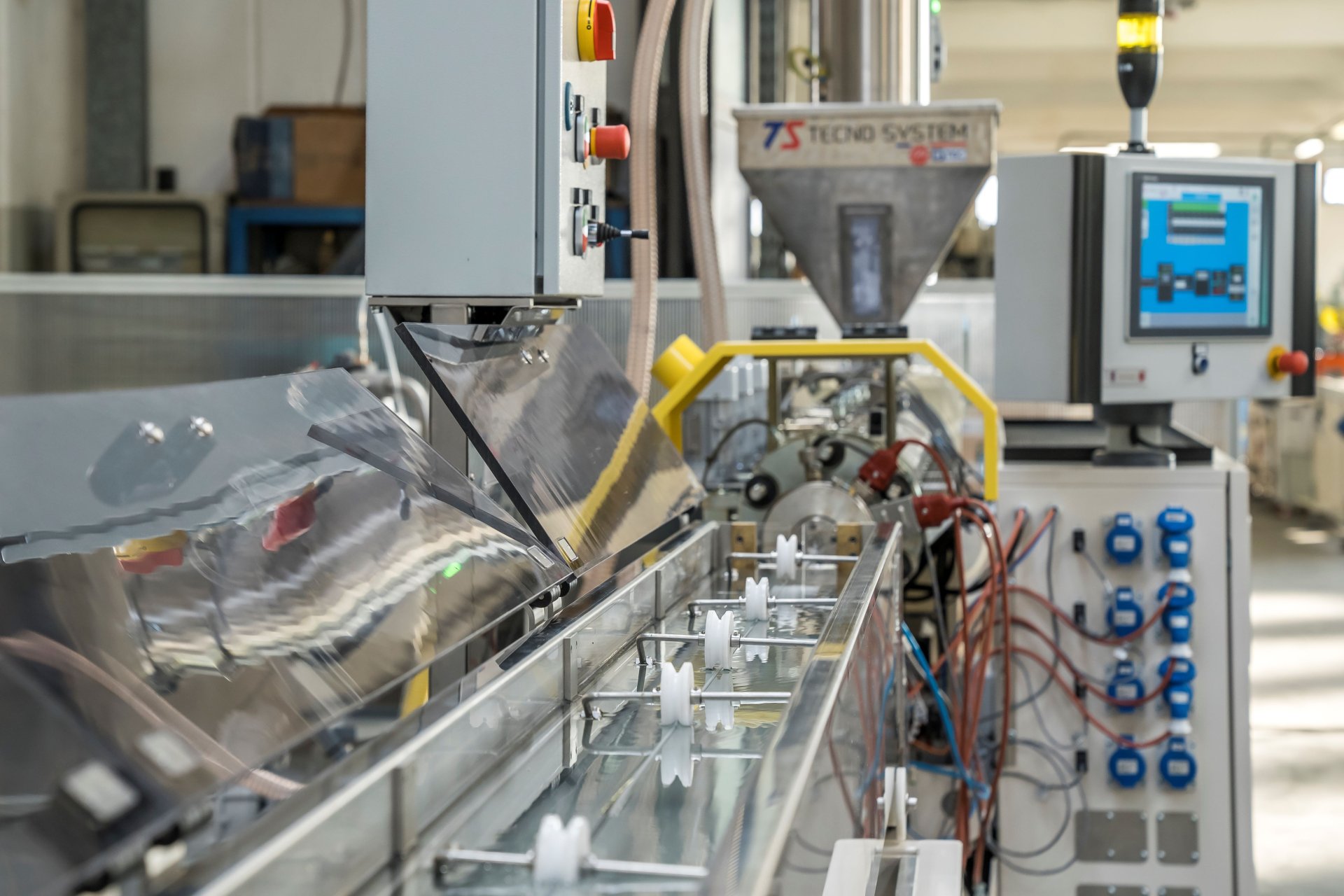 Medical Extrusion Lines | Extrusion lines for tubes and medical devices ...